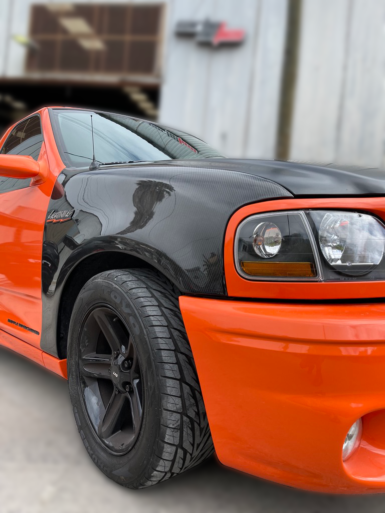 Lightning SVT Fenders – Carbonetics INC